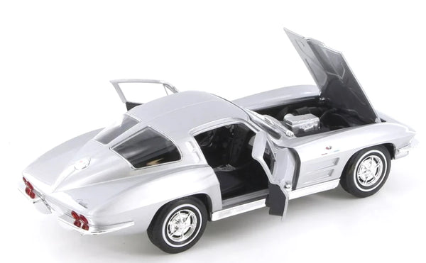 1963 Chevrolet Corvette C2 - SILVER - 1/24 Diecast Metal Model by Well ...