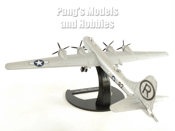 B-29 Suprefortress "Enola Gay" Tinian 1945 USAAF 1/144 Scale Diecast M ...