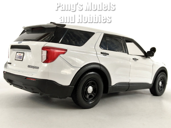 2022 Ford Explorer Police Interceptor SUV - WHITE - 1/24 Scale Diecast ...