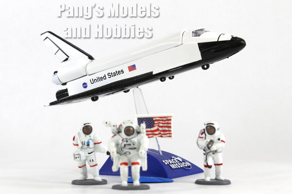 Space Shuttle - Astronauts and Display Stand Set1/200 Scale Diecast ...