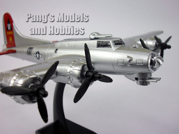 Boeing B-17 Flying Fortress Scale Model Kit (Assembly needed) by NewRa ...