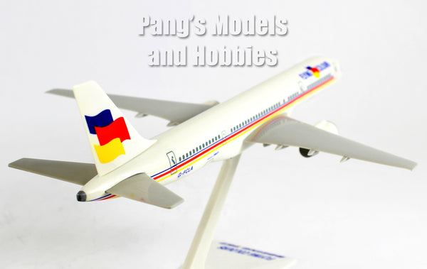 Boeing 757 757-200 Flying Colours - (Flying Colors) 1/200 Scale Model ...
